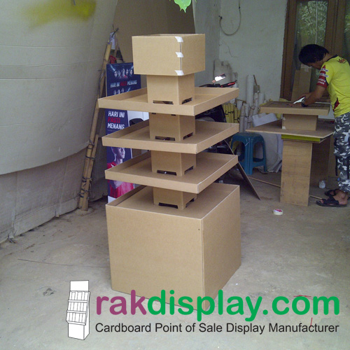 Floor Display Dynamic C – Rak Display Indonesia